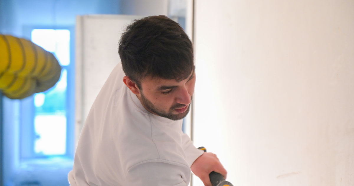 Farhad macht eine Ausbildung zum Maler & Lackierer | STIEGLER